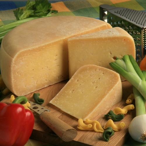 Lyburn Farmhouse Cheesemakers, Salisbury, SP5 2DN, hand made cheese ...